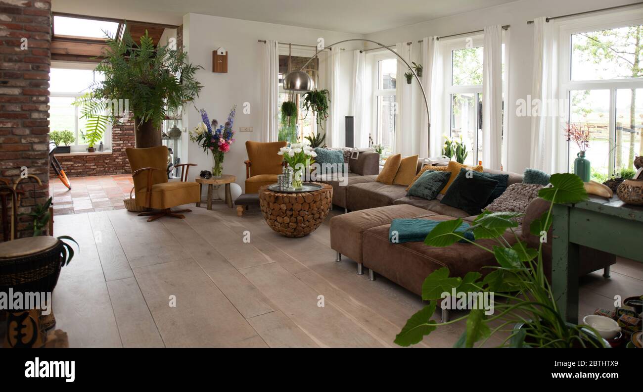 DUTCH COUNTRY HOUSE EXTERIOR INTERIOR Stock Photo - Alamy