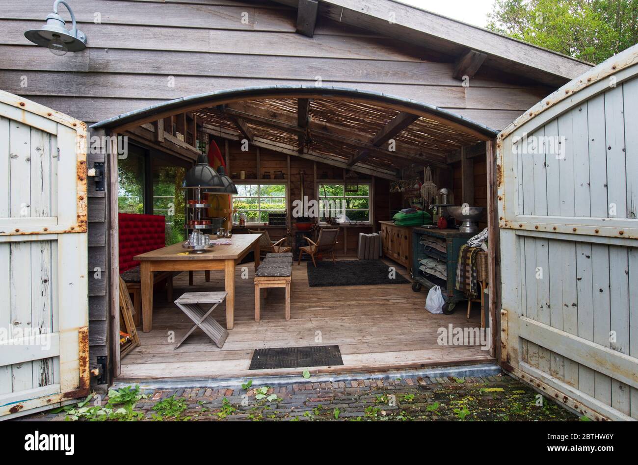 DUTCH COUNTRY HOUSE EXTERIOR INTERIOR Stock Photo - Alamy