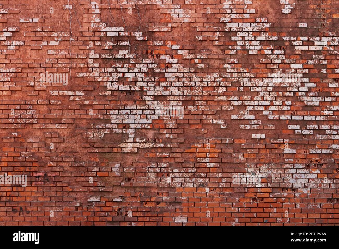 Collapsing wall hi-res stock photography and images - Alamy