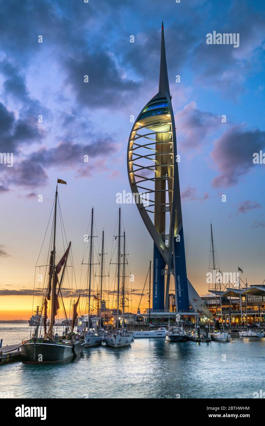 Harbour quays hi-res stock photography and images - Alamy