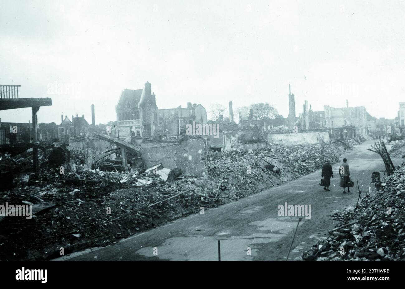 Paris ww2 occupation hi-res stock photography and images - Alamy