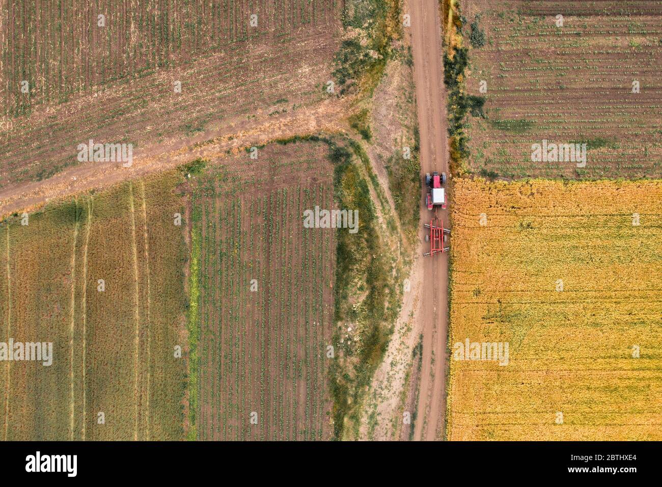 Dirt road aerial hi-res stock photography and images - Alamy