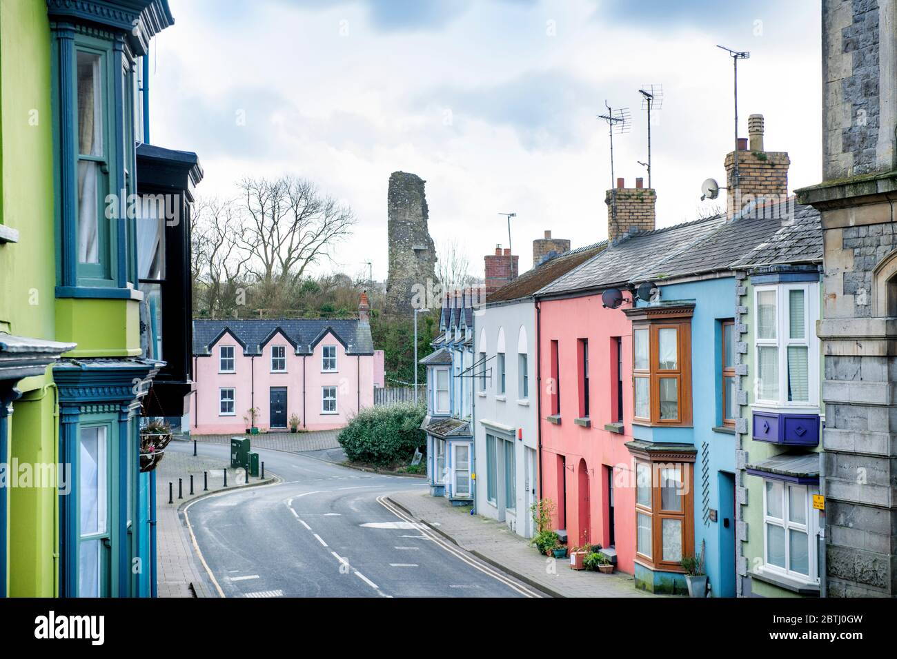 Market Street in Narberth Pembrokeshire, Wales UK Stock Photo - Alamy