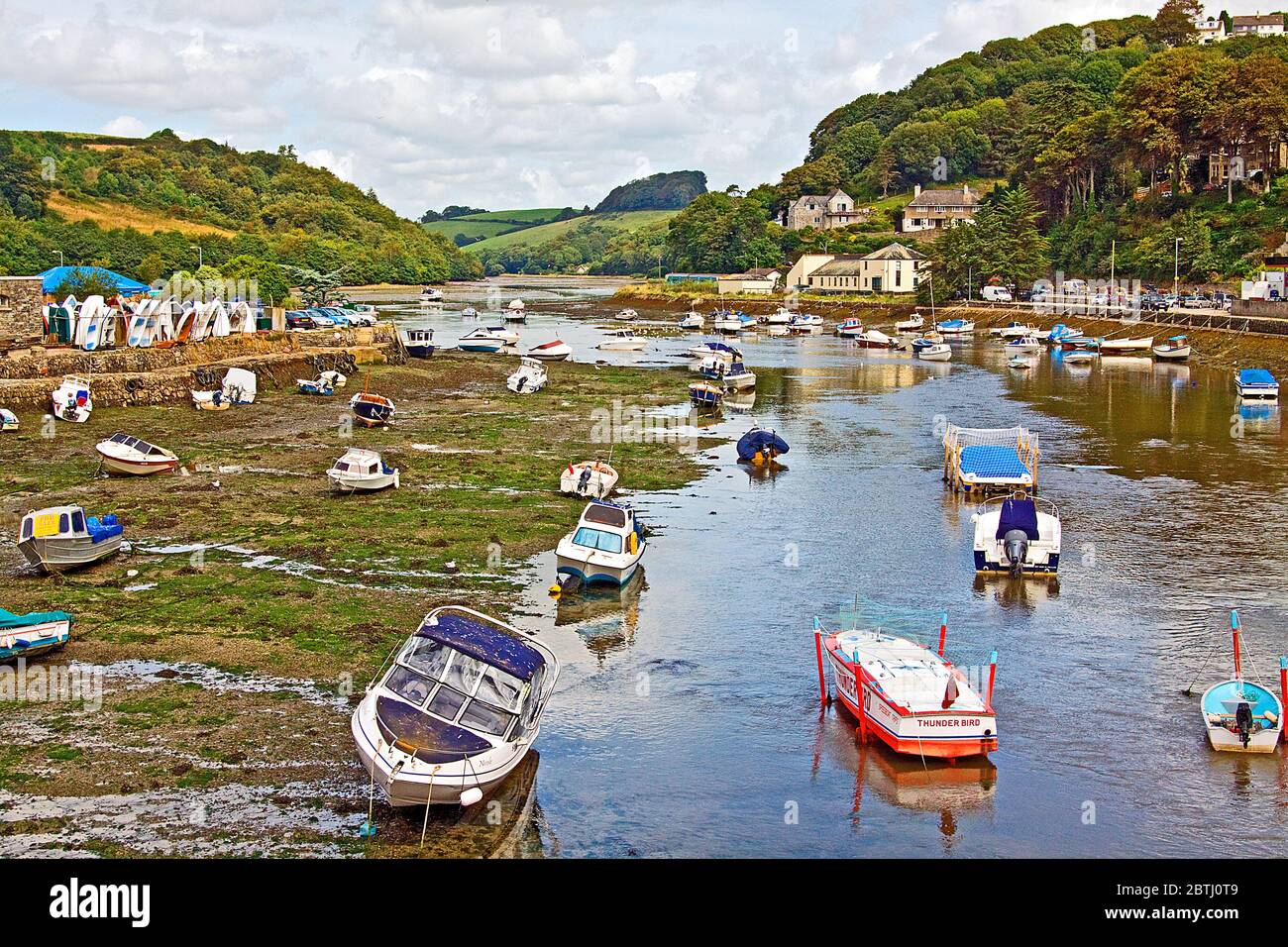 River looe estuary hi-res stock photography and images - Alamy