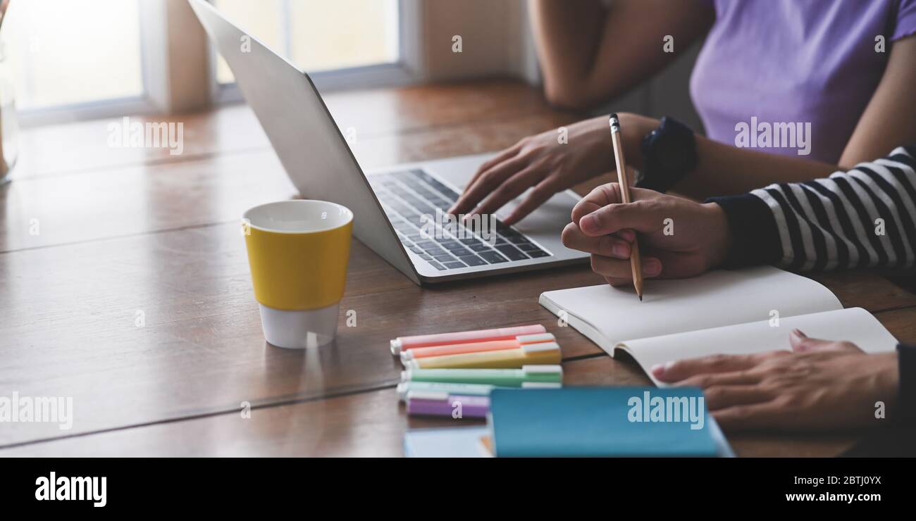 Student doing homework taking notes hi-res stock photography and images ...