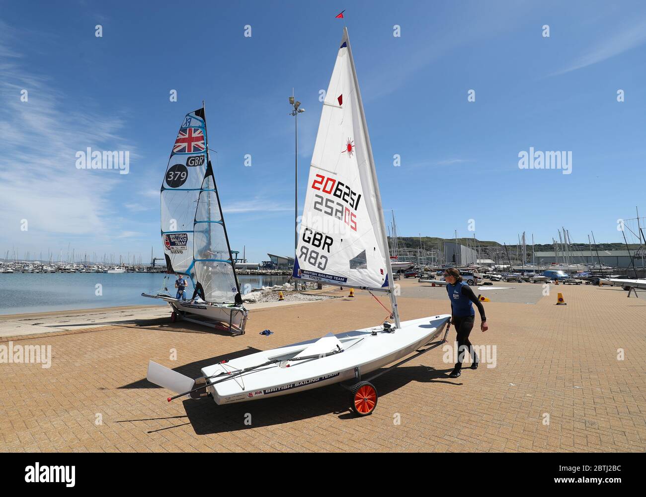 Great britains alison young walks hi-res stock photography and images ...