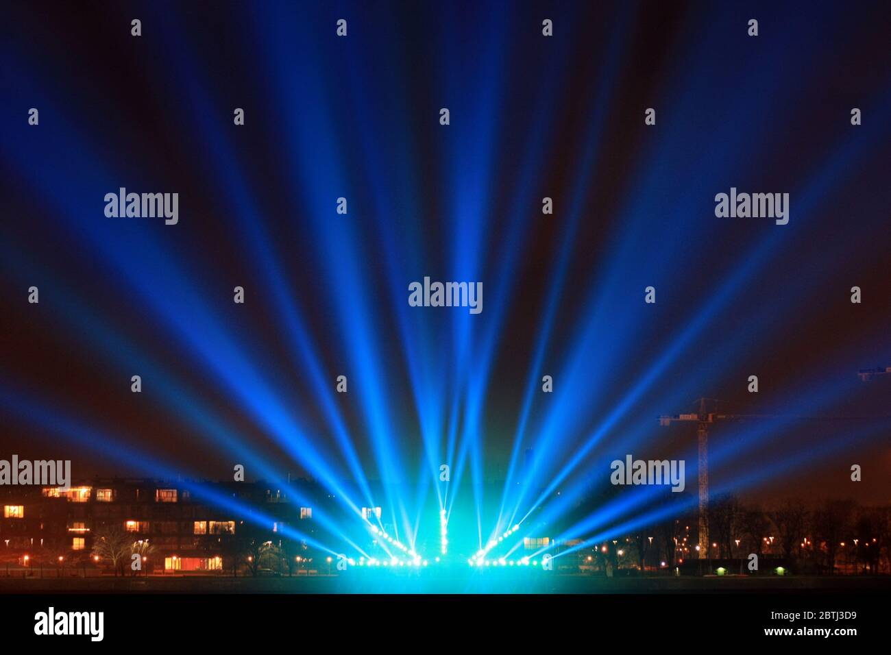 Light beams hi-res stock photography and images - Alamy