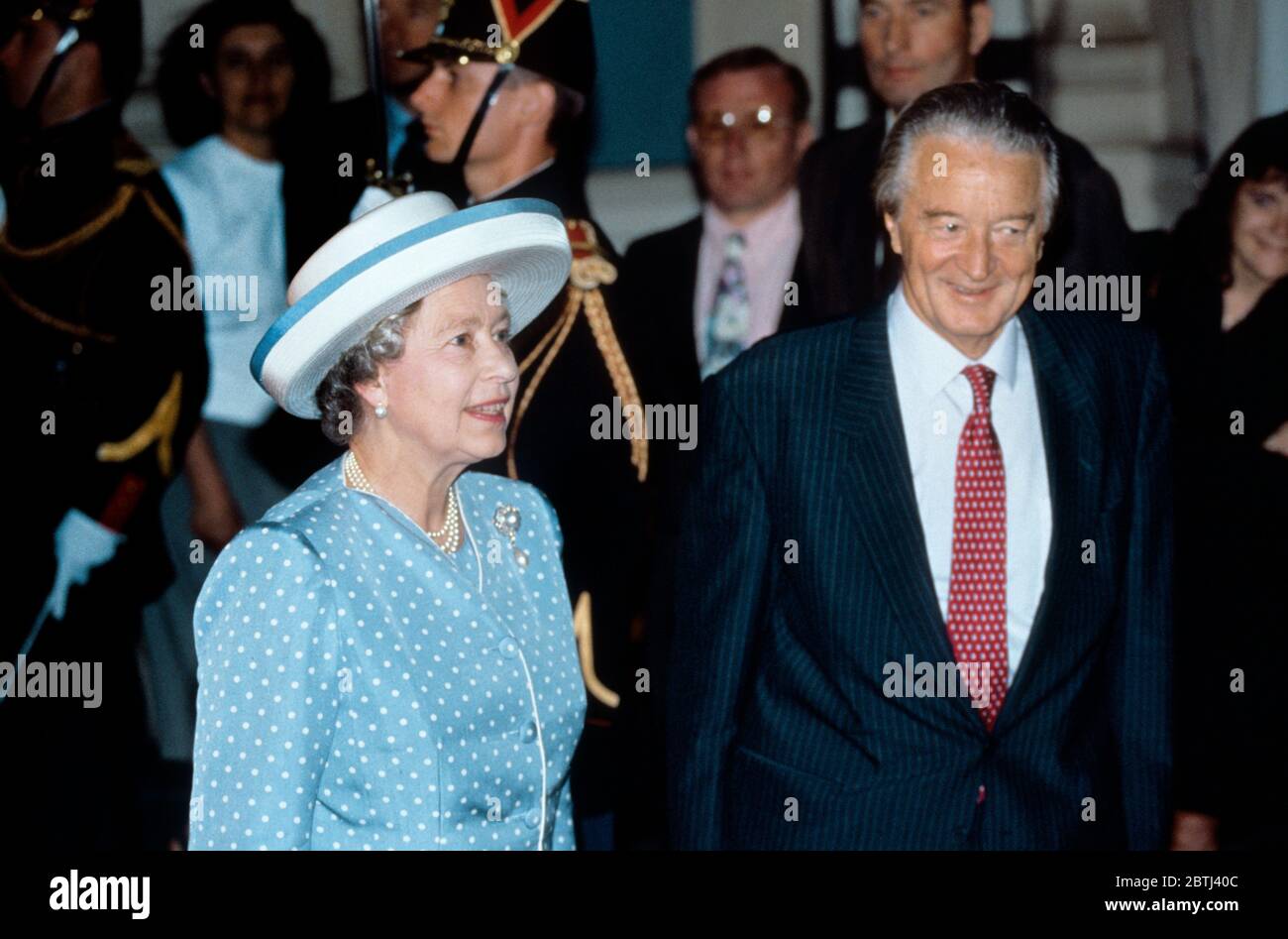 Queen elizabeth france 1992 hi-res stock photography and images - Alamy