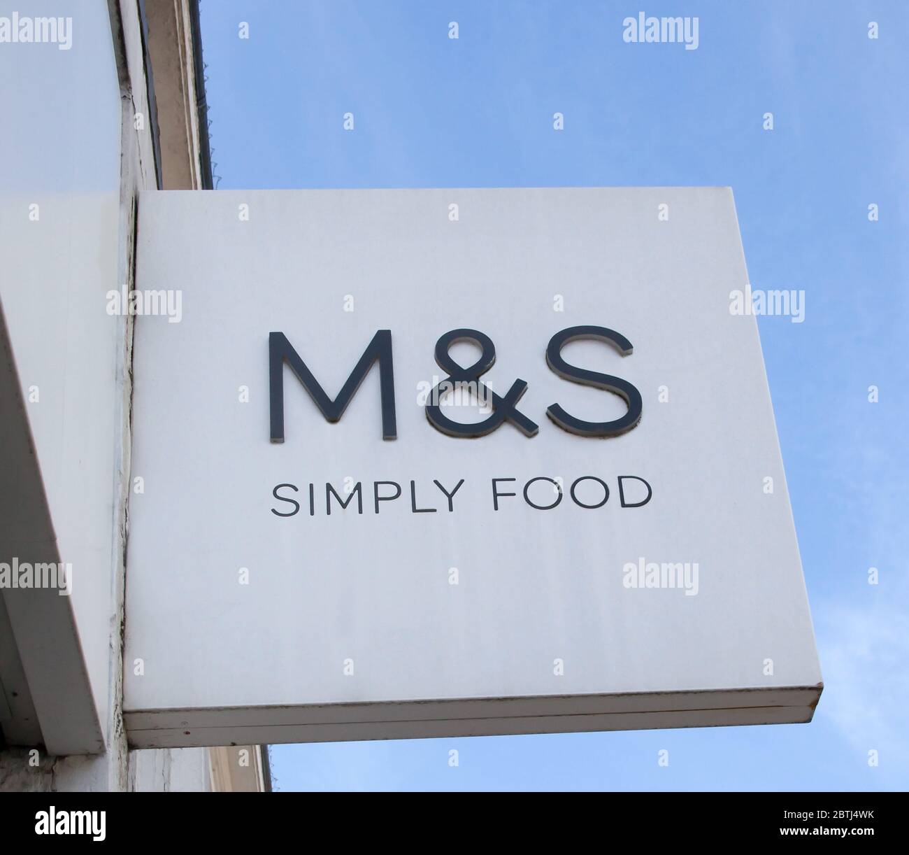 Marks And Spencer Food High Resolution Stock Photography and Images - Alamy