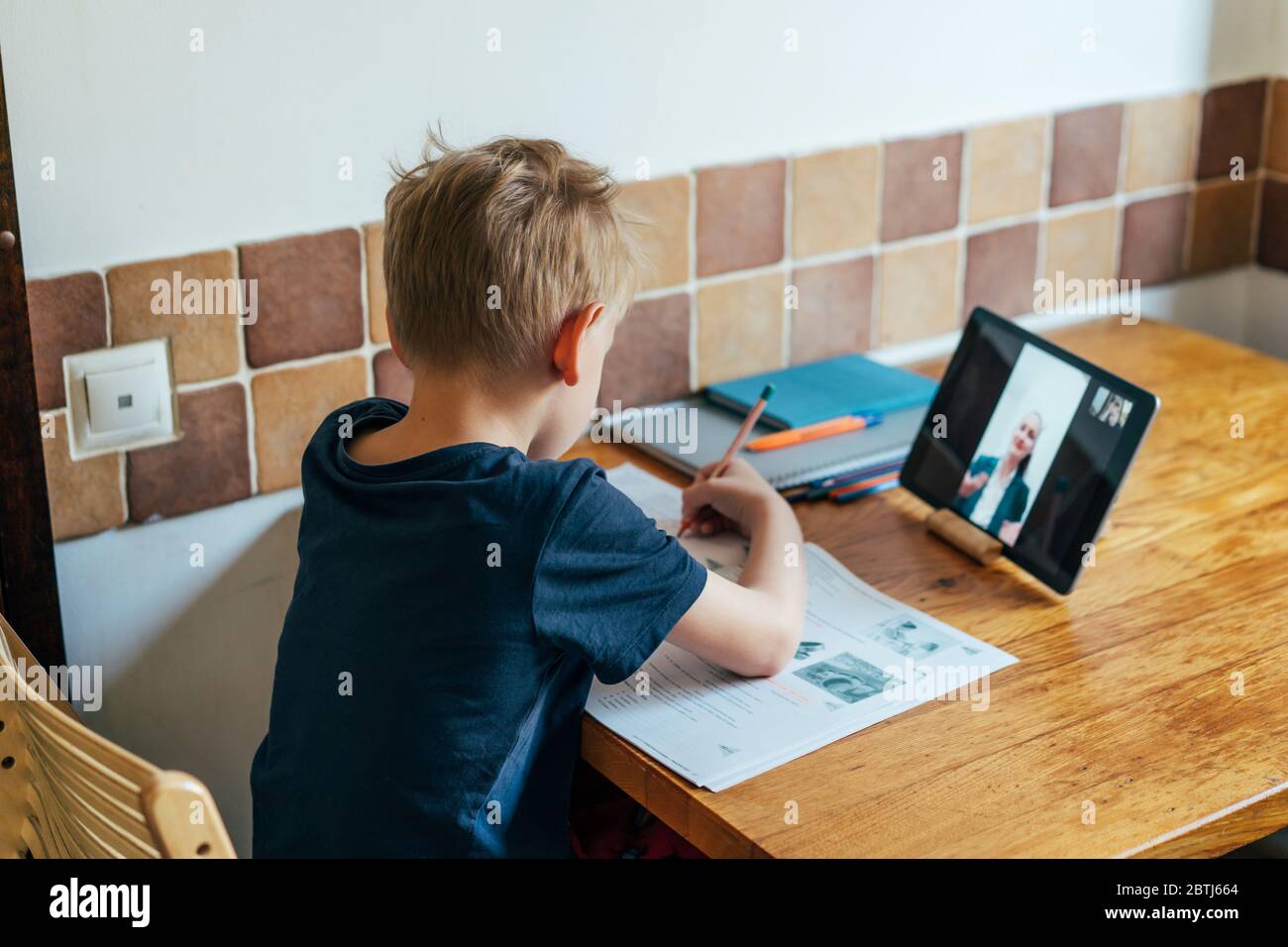 Home tutoring hi-res stock photography and images - Alamy