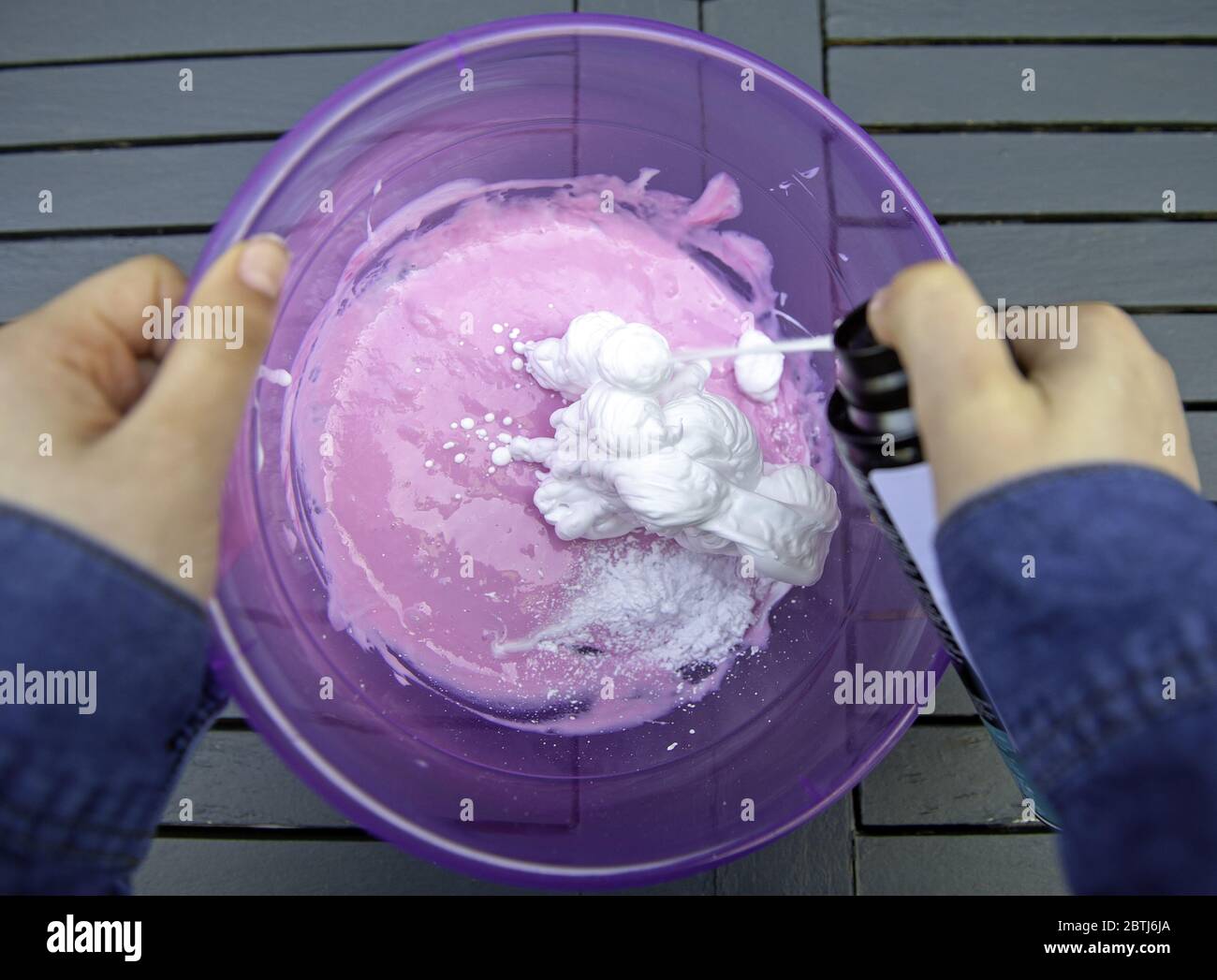 How to make Home Made Slime Stock Photo - Alamy