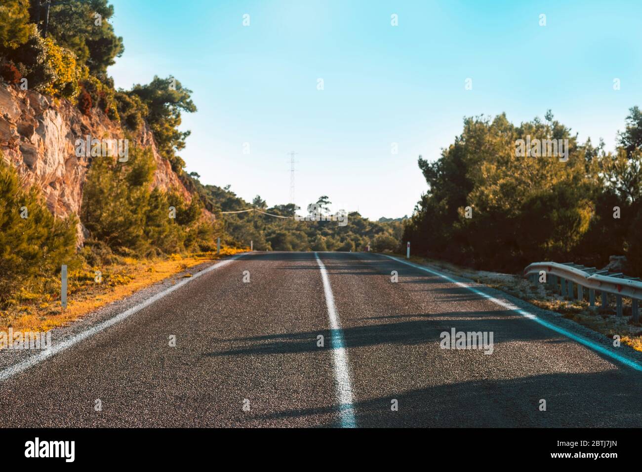 Empty road country lane hi-res stock photography and images - Alamy