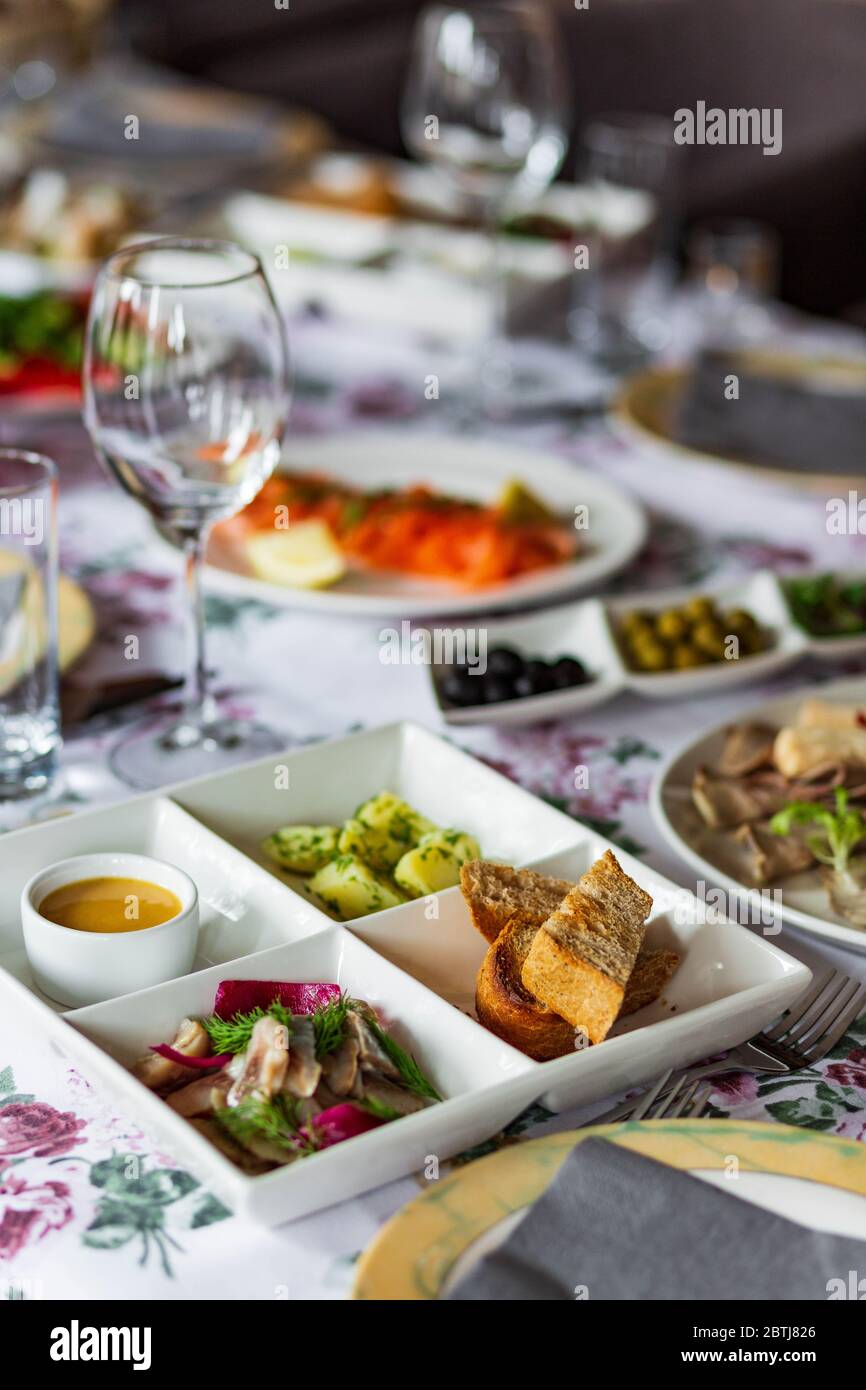 Conference meeting snack table hi-res stock photography and images - Alamy