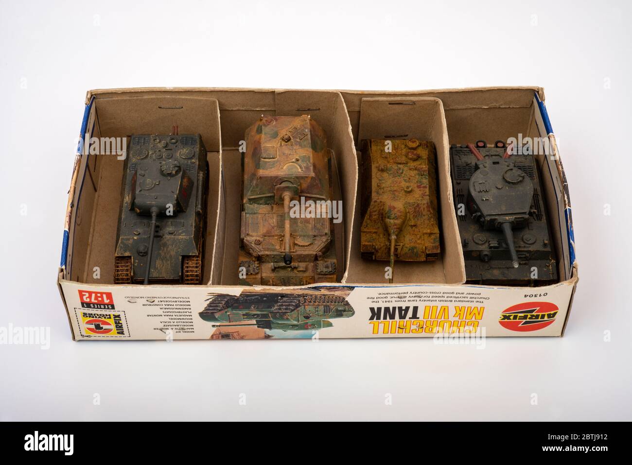 72 scale model tanks hi-res stock photography and images - Alamy