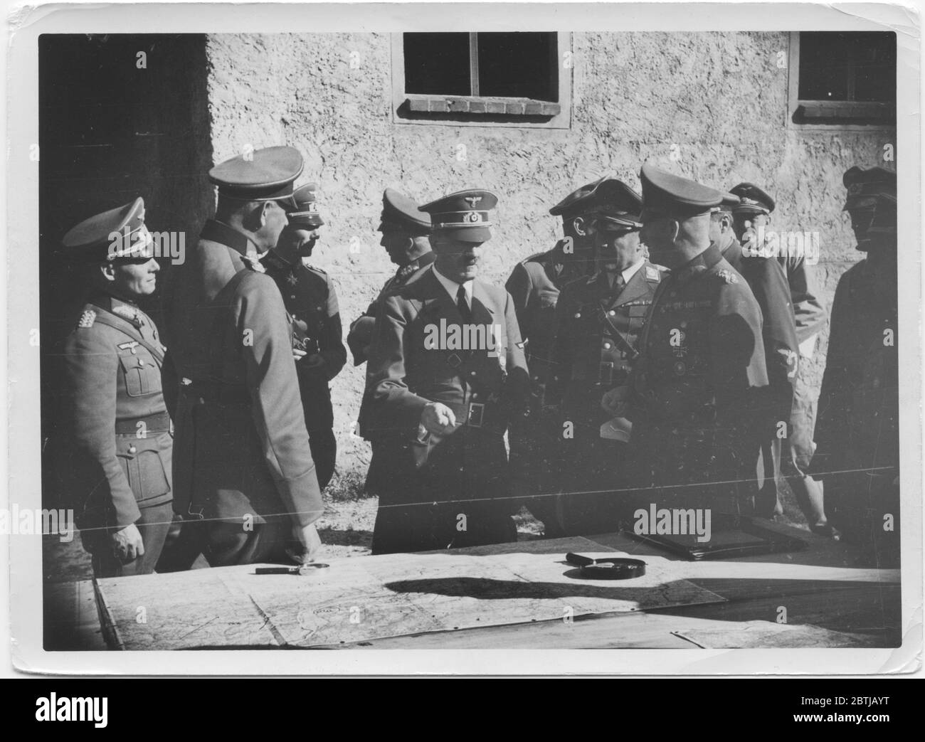 Photographs of military operations Black and White Stock Photos ...