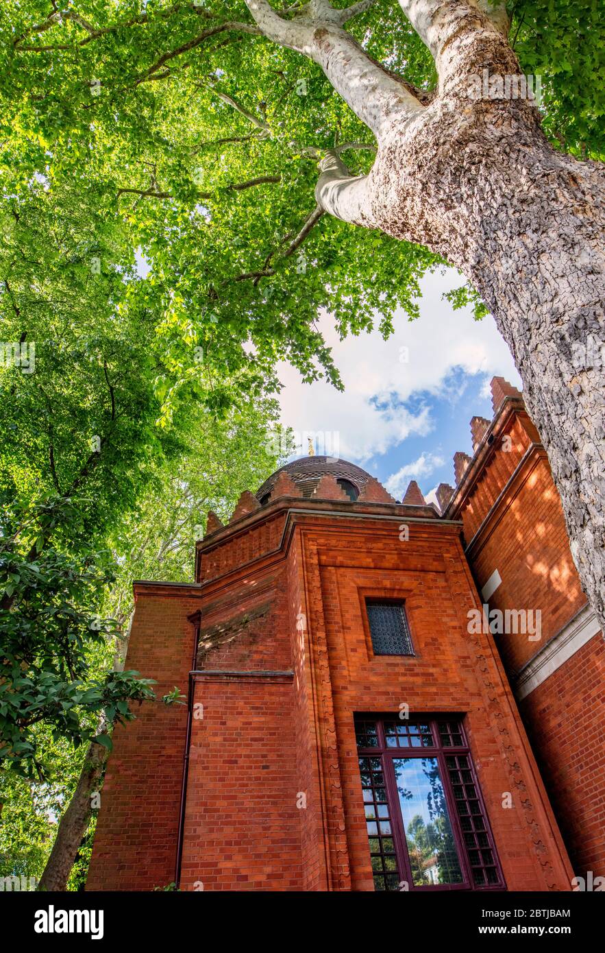 Leighton House, Holland Park, London W14; home of Frederic Leighton ...