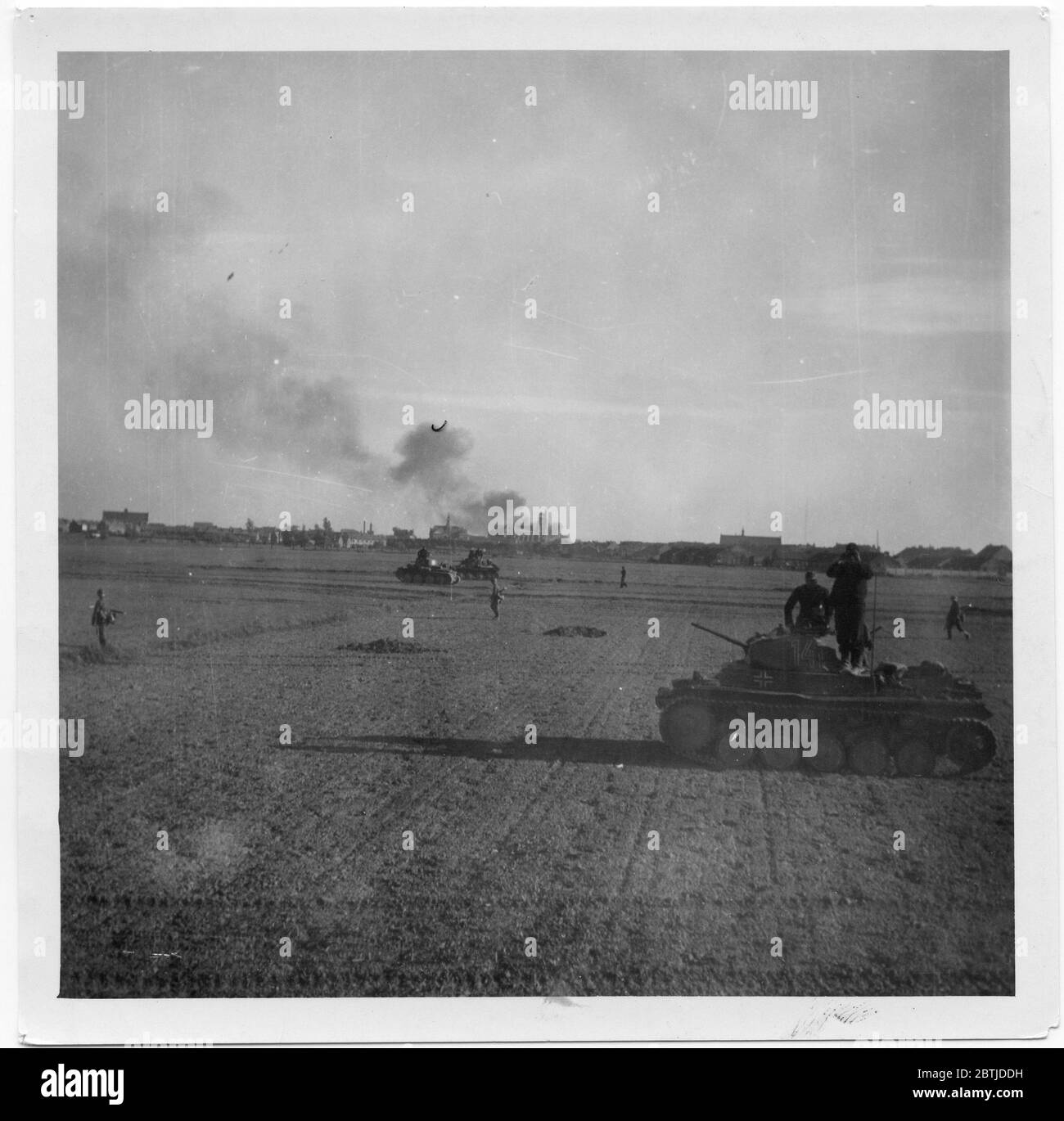 Photographs depicting military activities in France, May - June 1940 ...