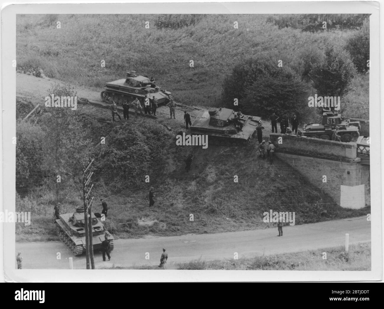 Photographs depicting military activities in France, May - June 1940 ...