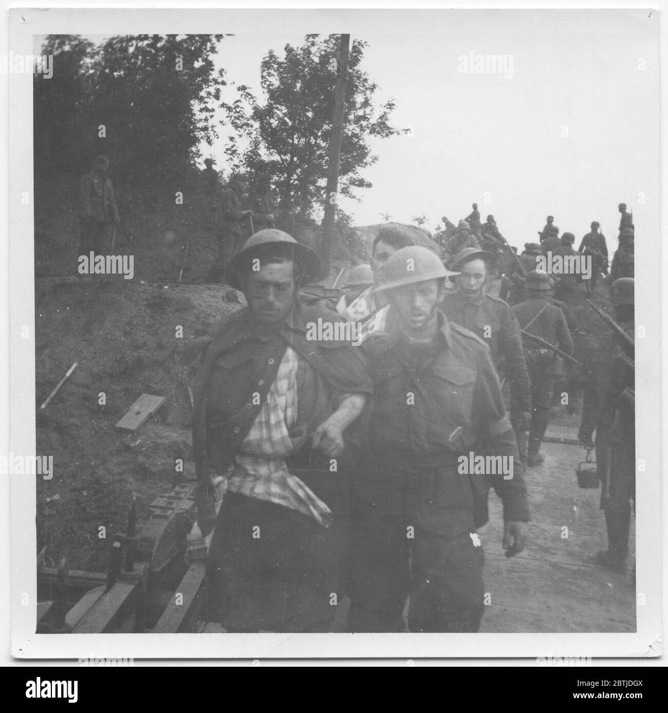 Photographs depicting military activities in France, May - June 1940 ...