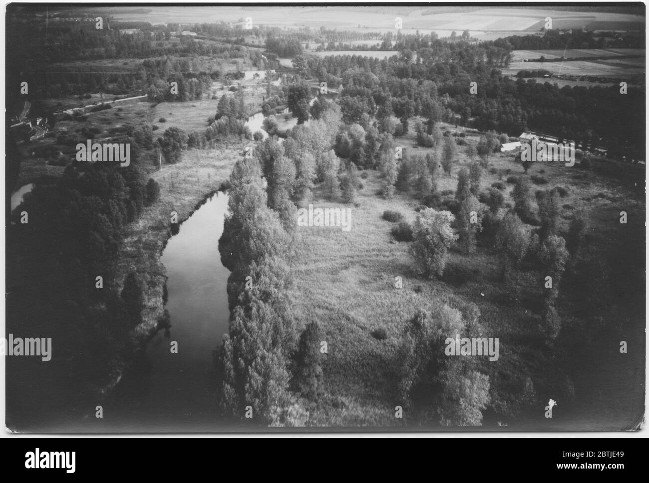 Photographs depicting military activities in France, May - June 1940 ...