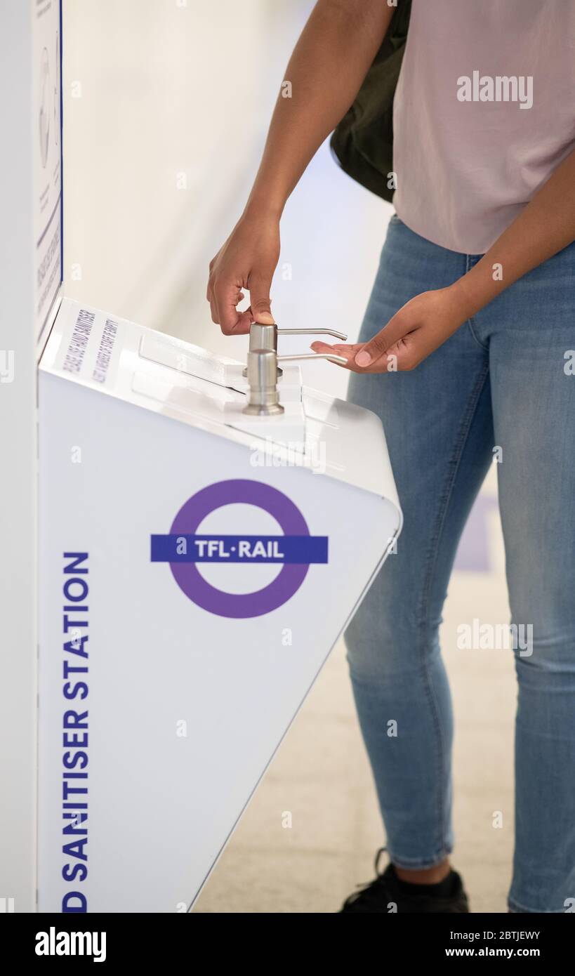 Tfl rail hi-res stock photography and images - Alamy