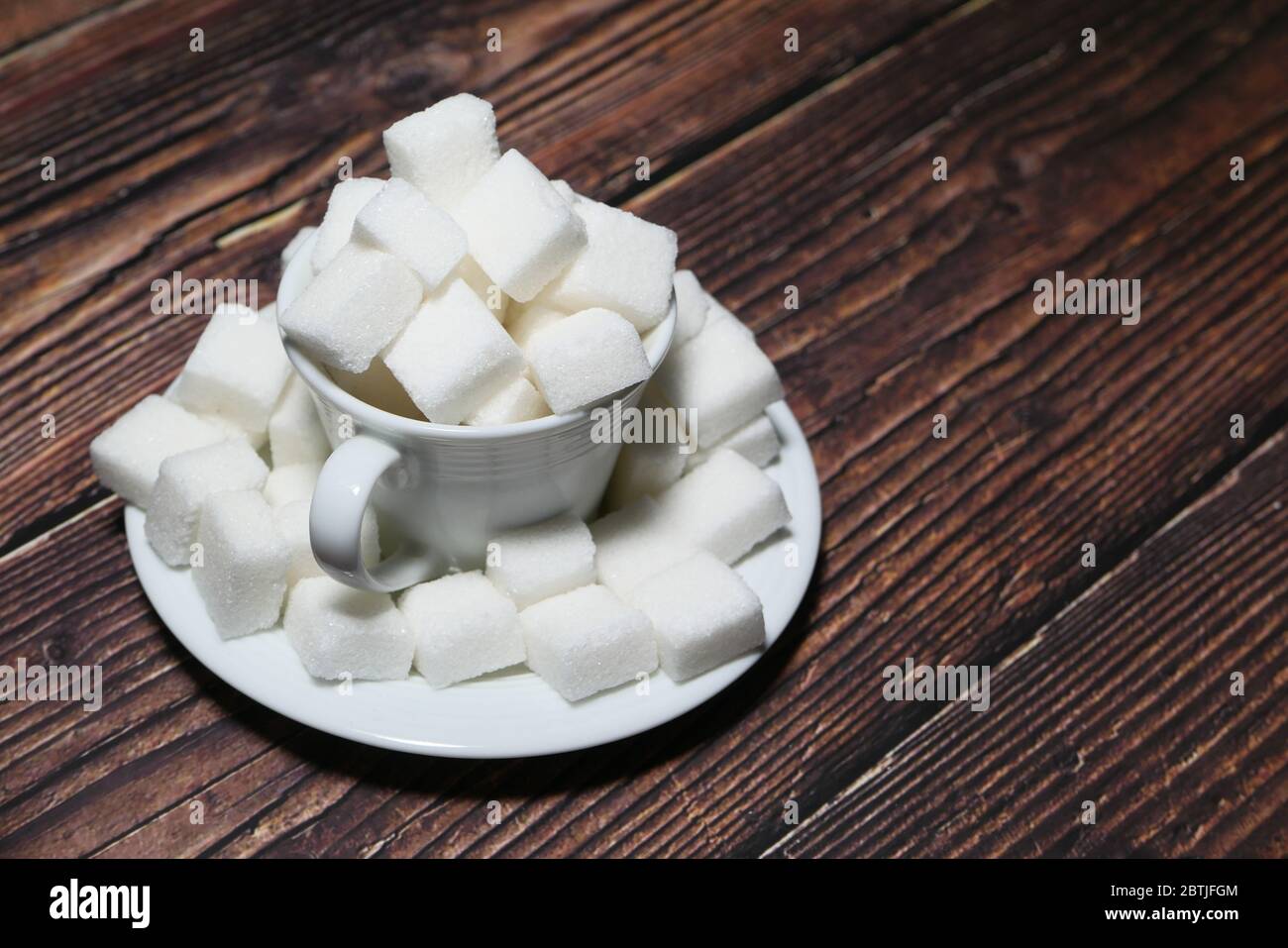Cube sugar in cup hi-res stock photography and images - Alamy