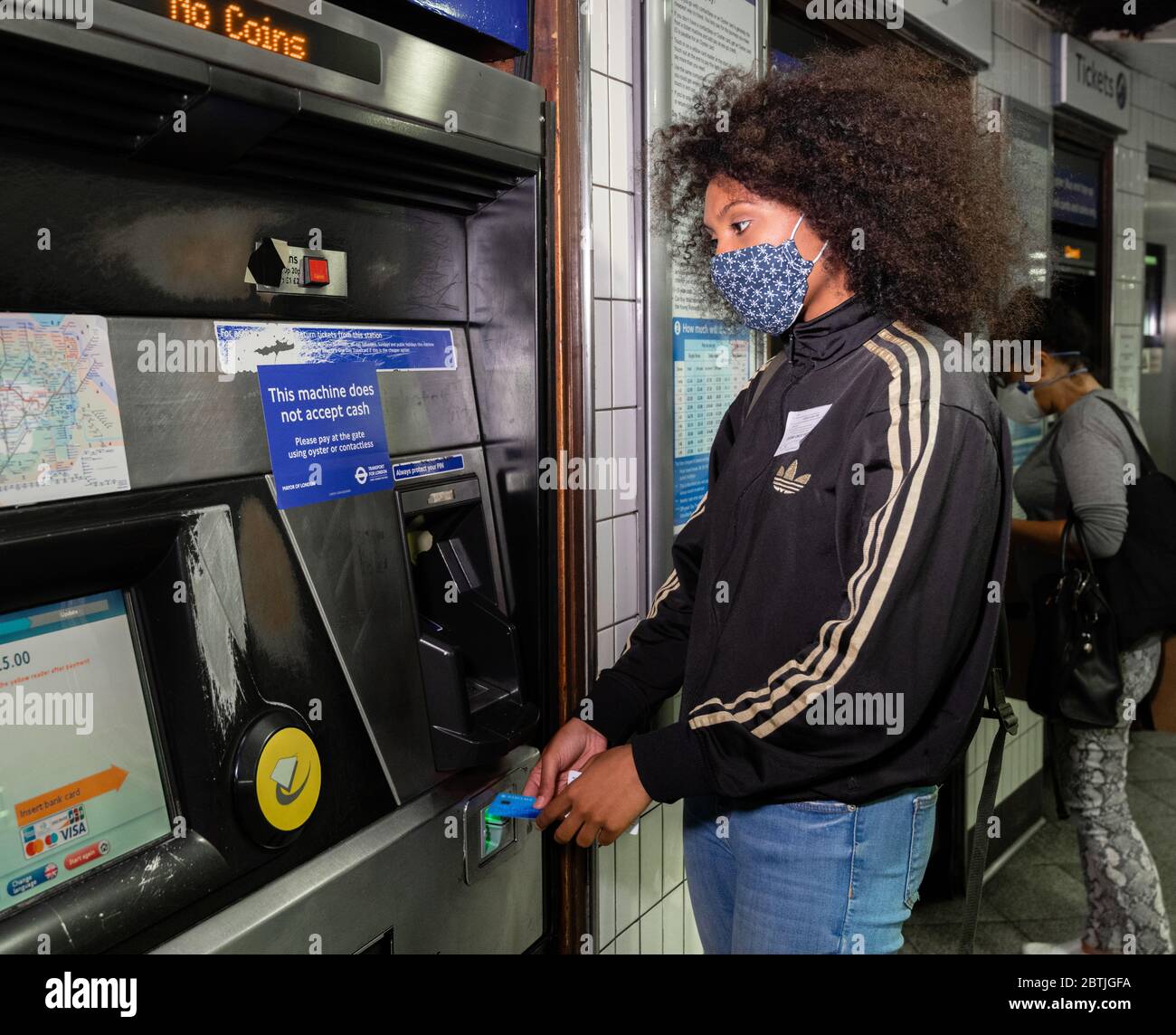 Ticket machines on the London Underground stop taking cash during the ...