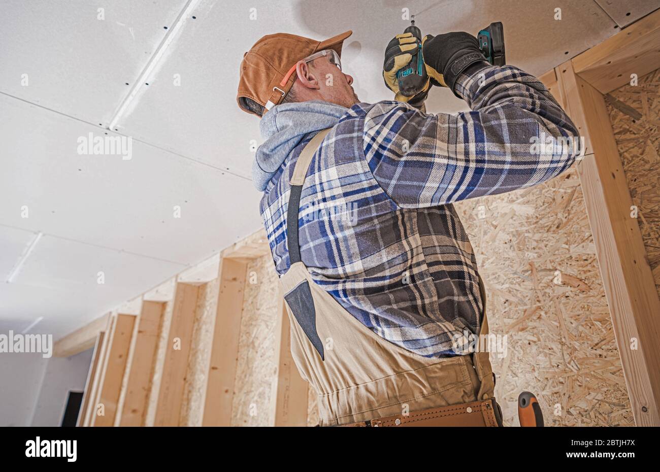 Ceiling drill hi-res stock photography and images - Alamy