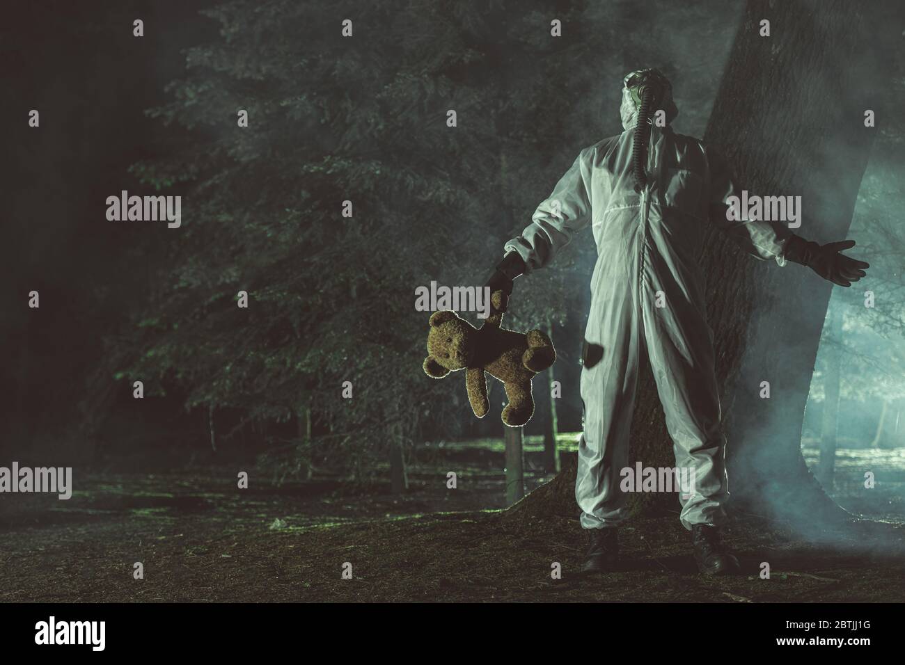 Biohazard hazmat suit chemical hi-res stock photography and images - Alamy