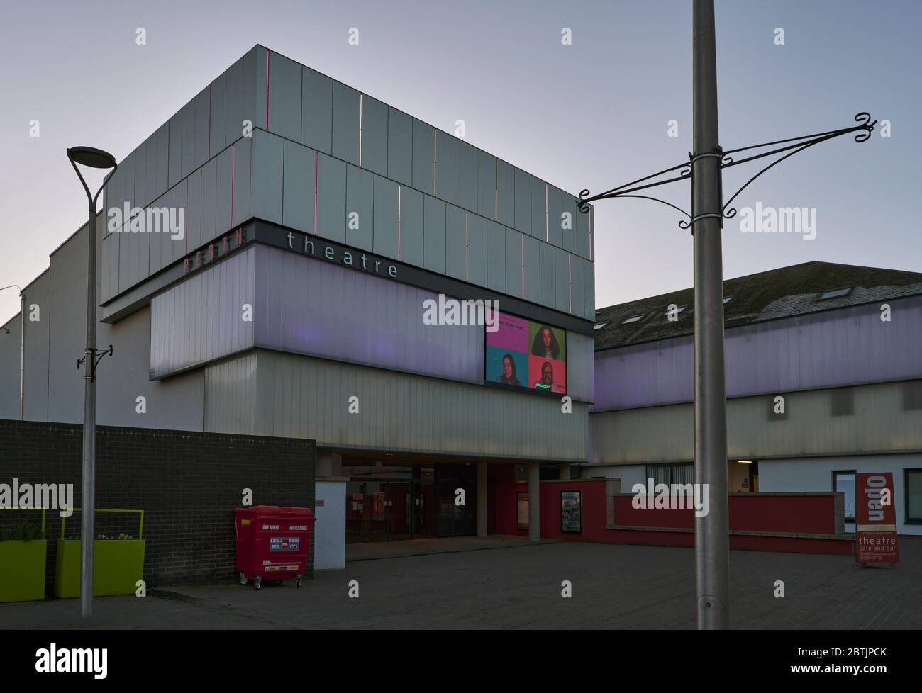 Perth theatre scotland hi-res stock photography and images - Alamy