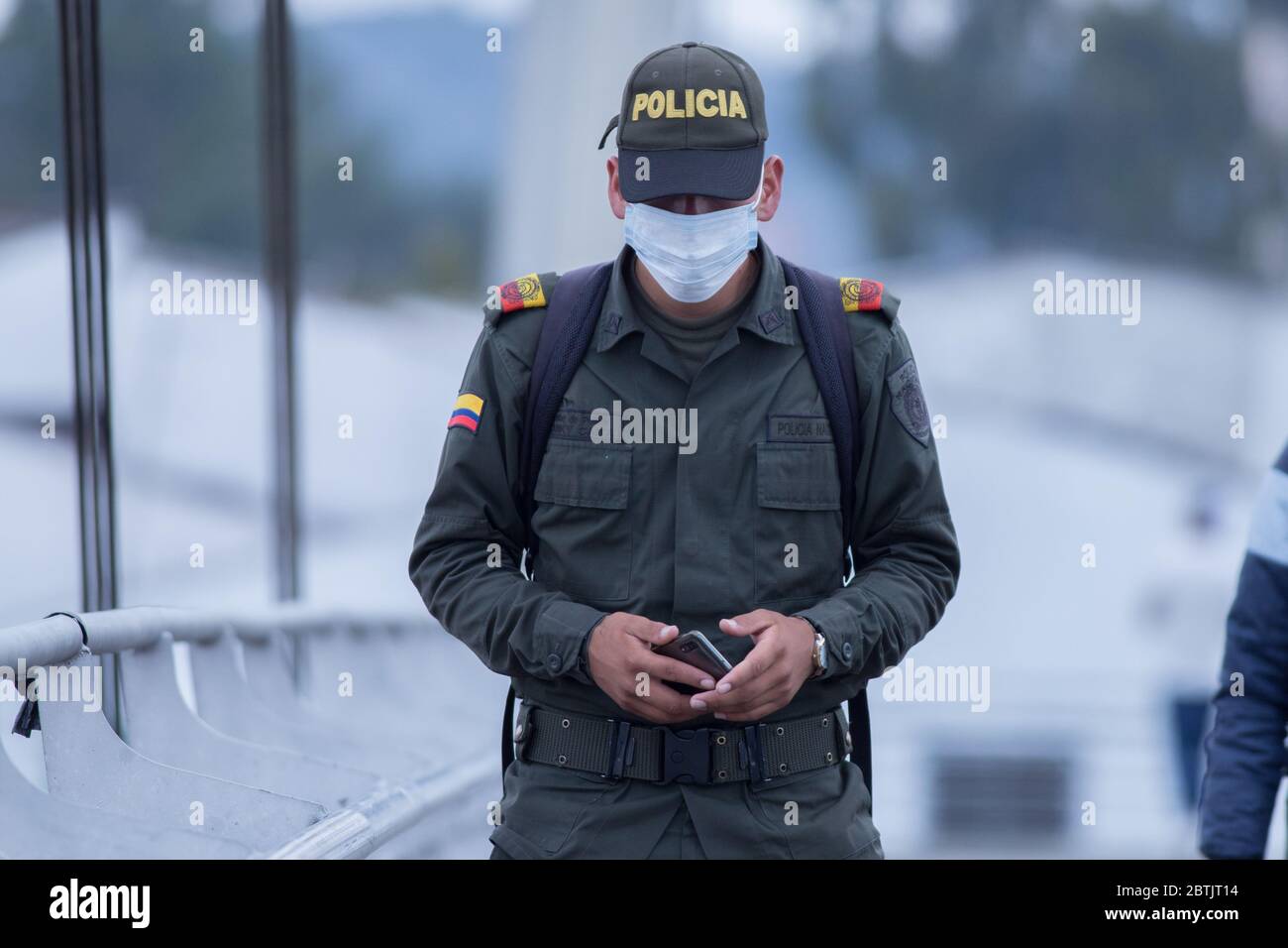 Virus outbreak officers hi-res stock photography and images - Alamy