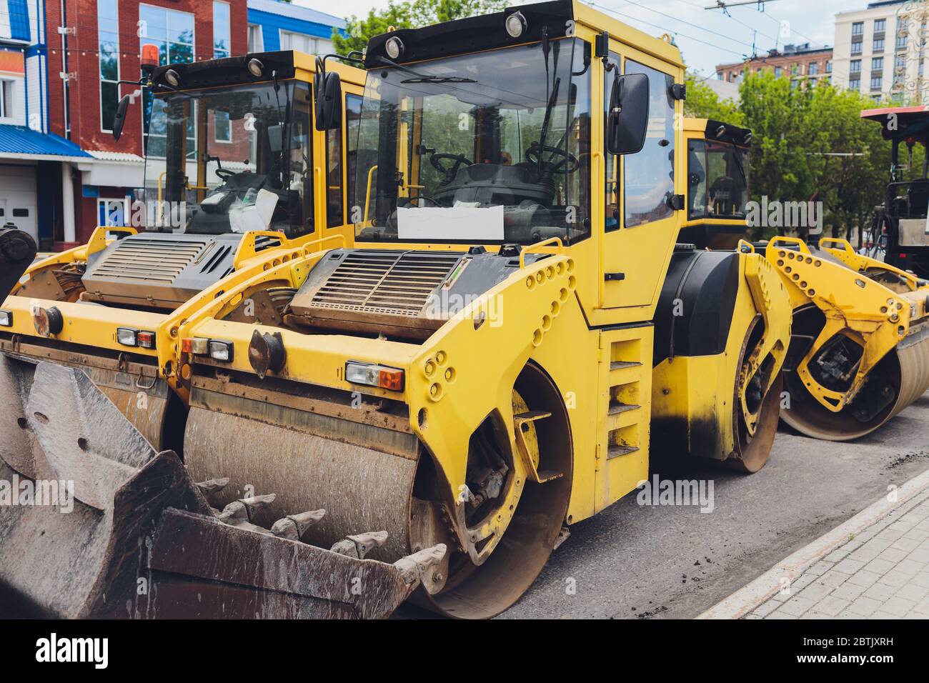 Asphalt binder hi-res stock photography and images - Alamy