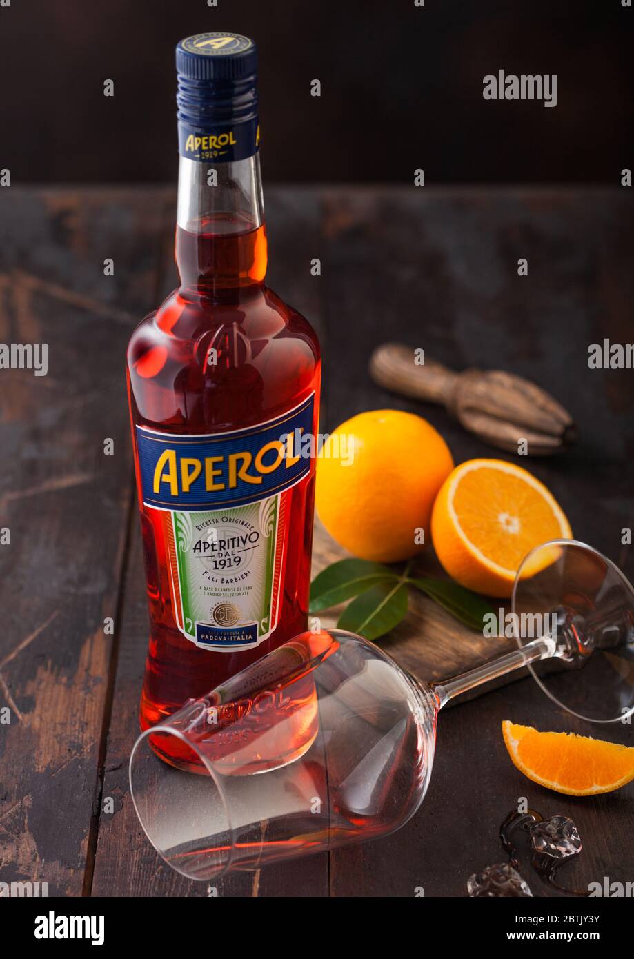 LONDON, UK - MAY 20, 2020: Bottle of Aperol Aperitivo summer cocktail ...