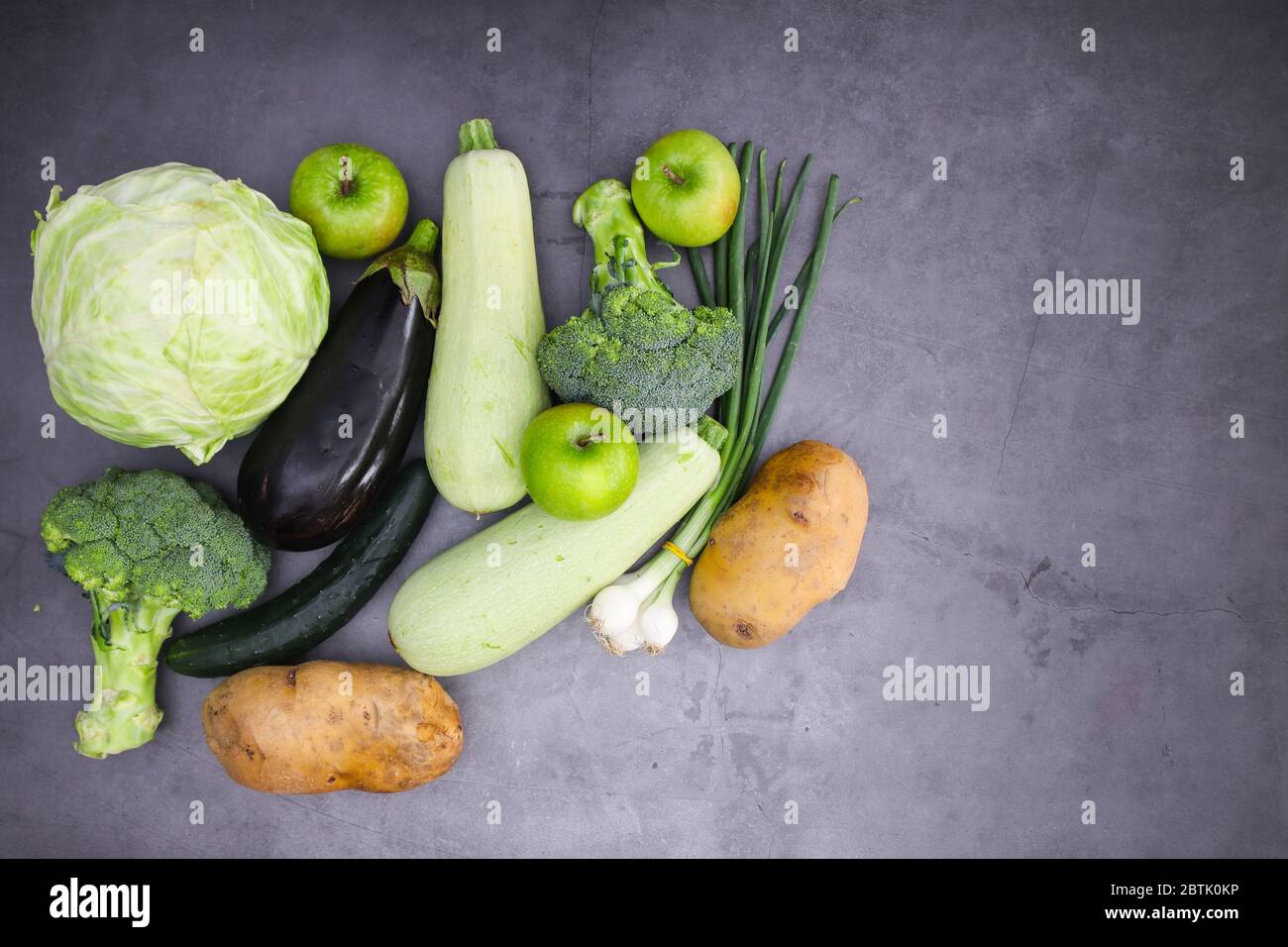 Set various green vegetables hi-res stock photography and images - Alamy