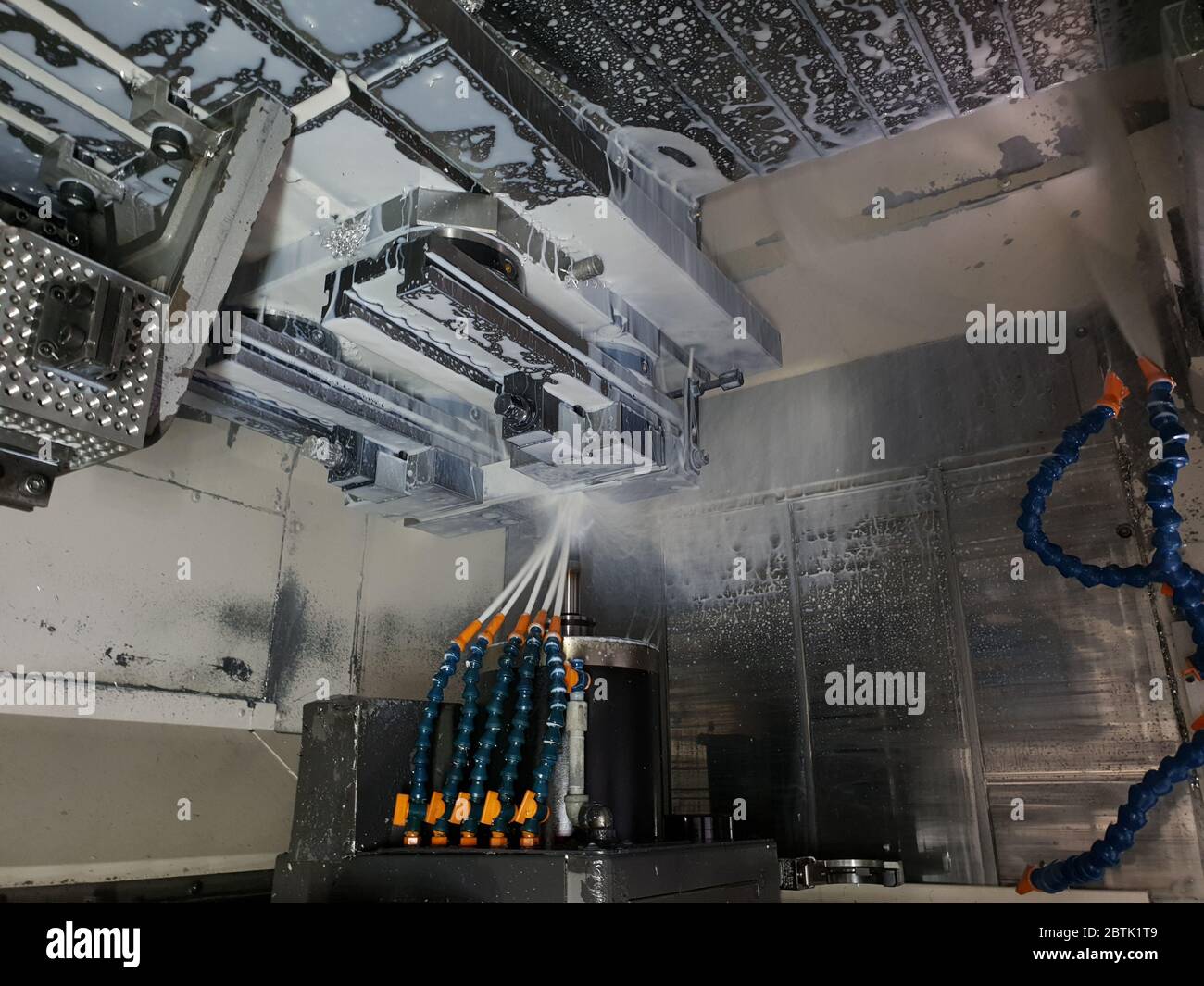 Lubrication process hi-res stock photography and images - Alamy