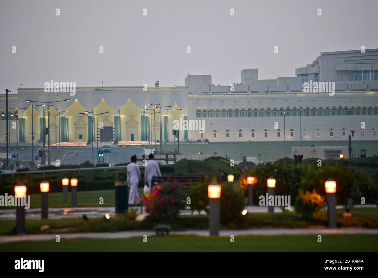 Emir's palace at twilight, Corniche district, Doha (Qatar Stock Photo ...