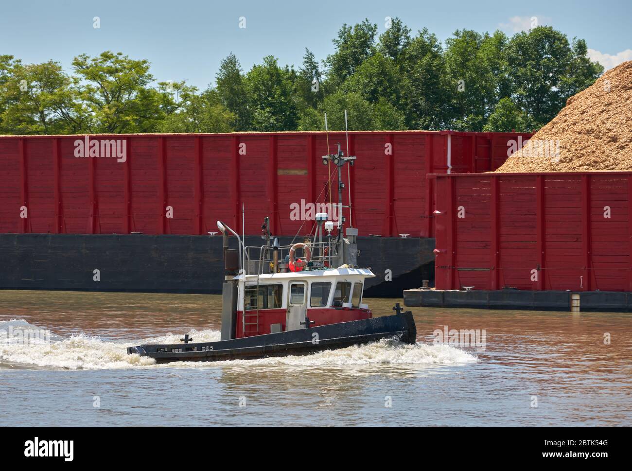 Fraser River Tugboat and Barge. A tugboat working on the Fraser River ...