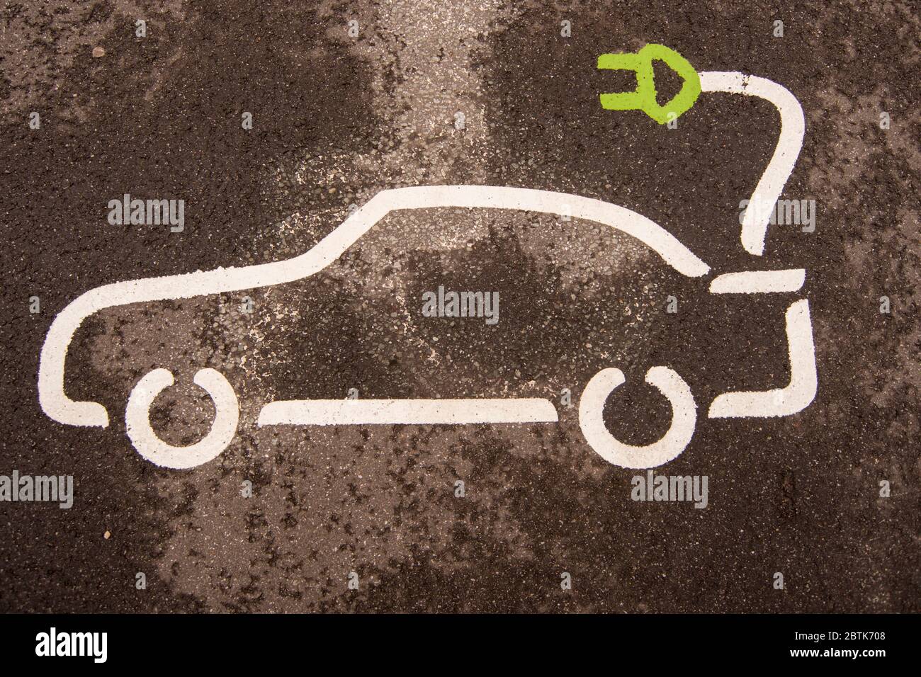 Painted road signs hi-res stock photography and images - Alamy