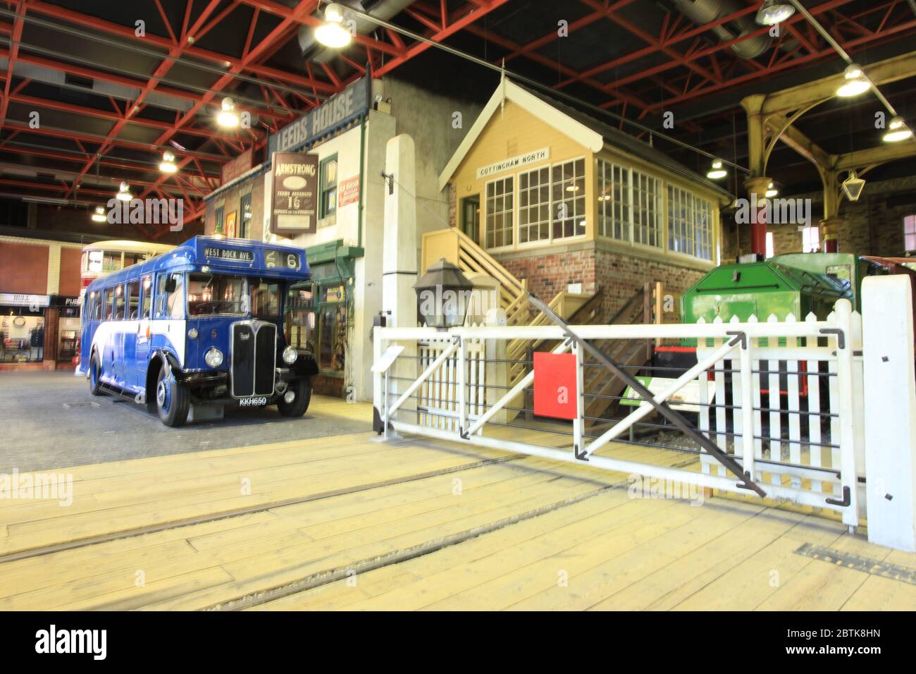 Vintage level crossing hi-res stock photography and images - Alamy