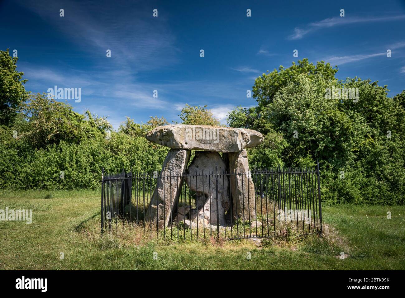 Kit's Coty Neolithic chambered long barrow, one of the Medway Megaliths ...
