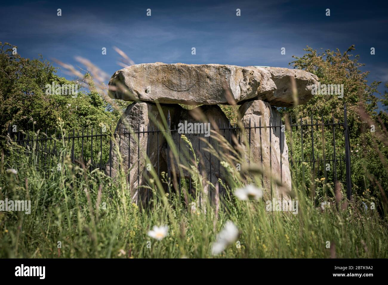 Kit's Coty Neolithic chambered long barrow, one of the Medway Megaliths ...