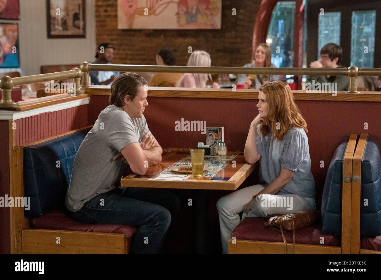 SWEET MAGNOLIAS, from left: Justin Bruening, Joanna Garcia Swisher ...