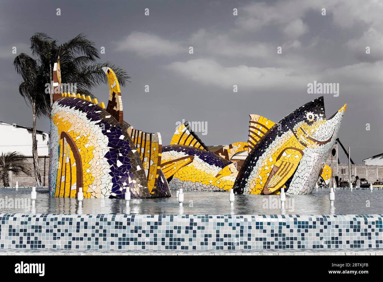 Tuna fountain on the Malecon near the docks, City of Manta, Manabi ...