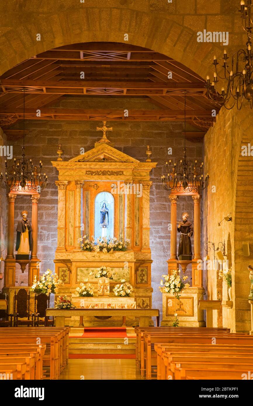 Church interior plaza catholic church hi-res stock photography and ...