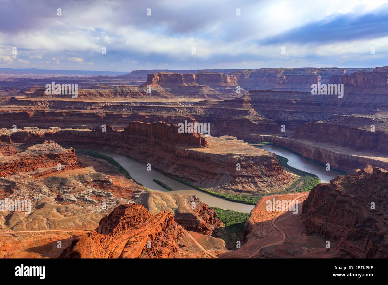 Thousand foot walls hi-res stock photography and images - Alamy