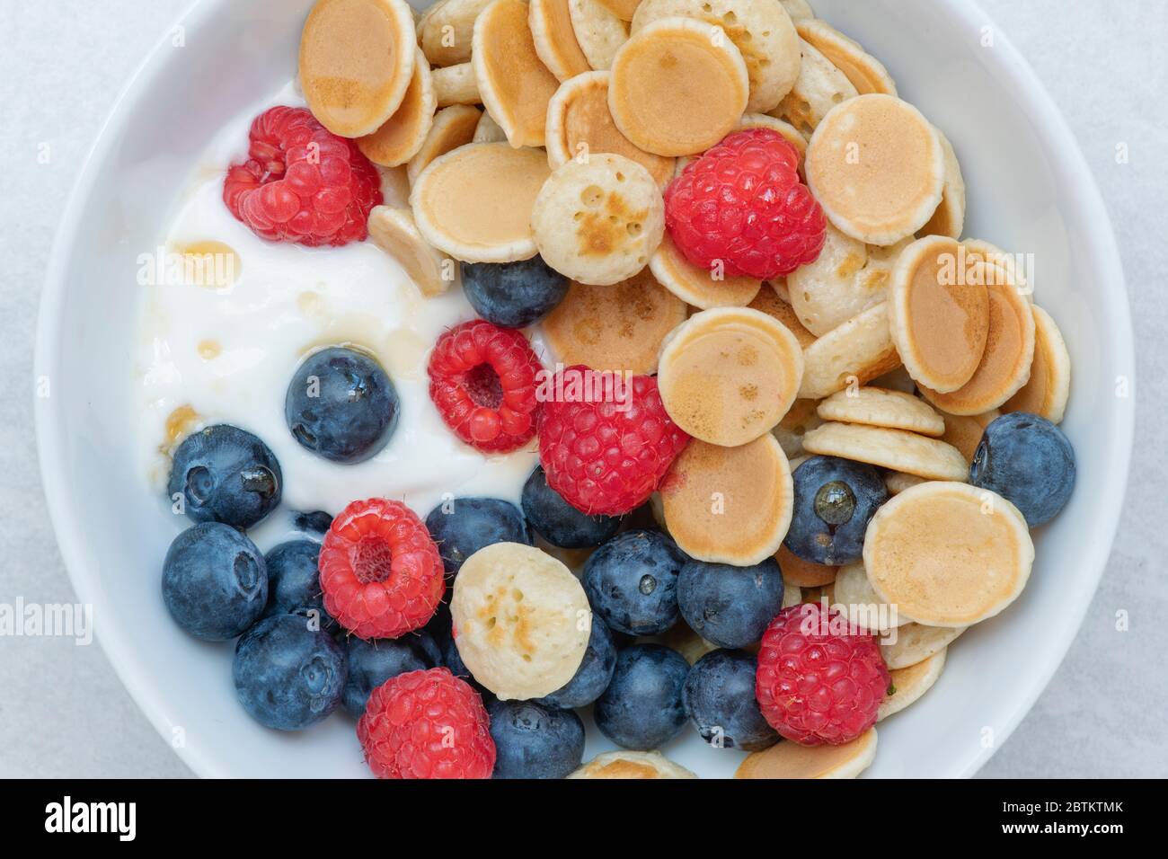 Homemade cereals mini pancake yogurt hi-res stock photography and ...