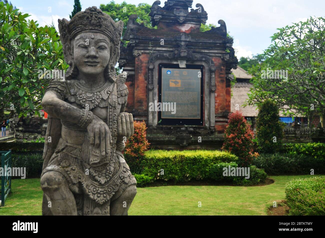 BALI, INDONESIA - MARCH 24 : Art sculpture and carved antique deity ...