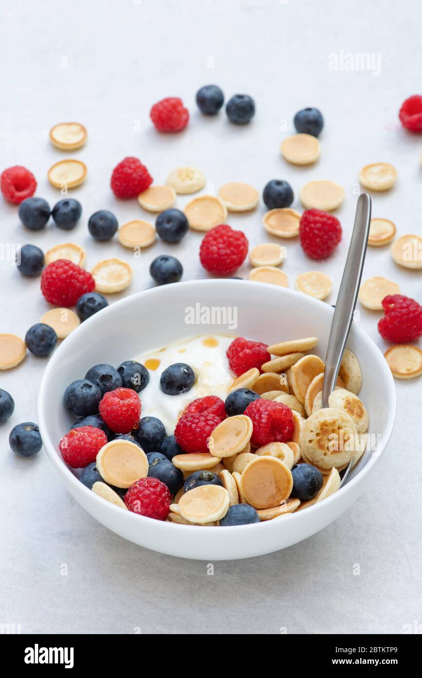Homemade cereals mini pancake yogurt hi-res stock photography and ...