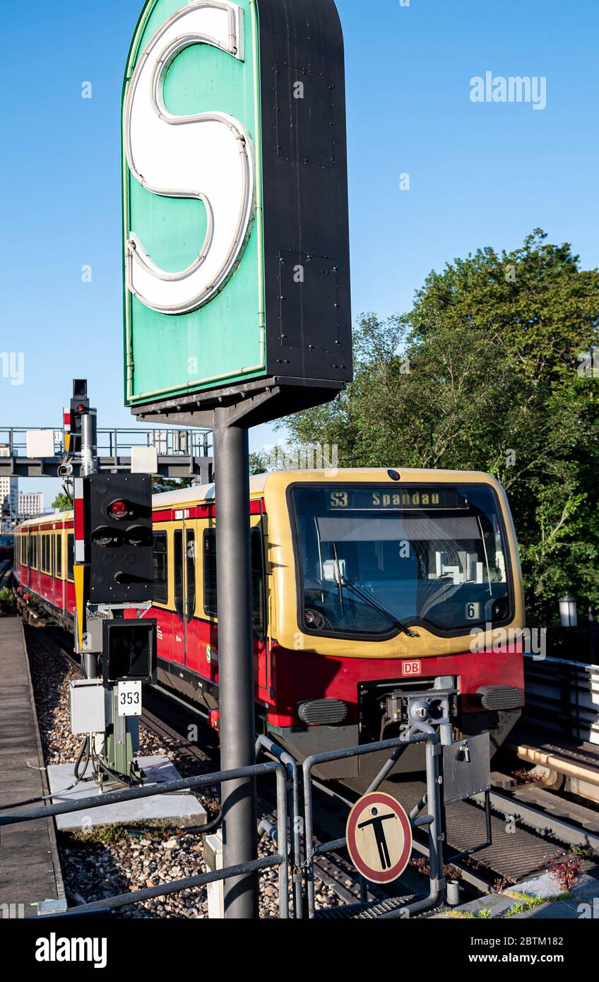 Berlin, Germany. 27th May, 2020. An S-Bahn (suburban train) enters the ...