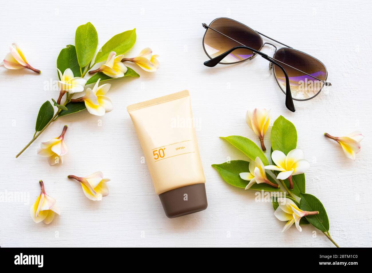 sunscreen spf50 cosmetics health care for skin face, sunglasses and ...